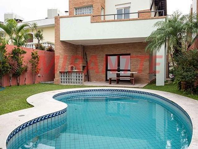 Sobrado de 259m² com 3 quartos