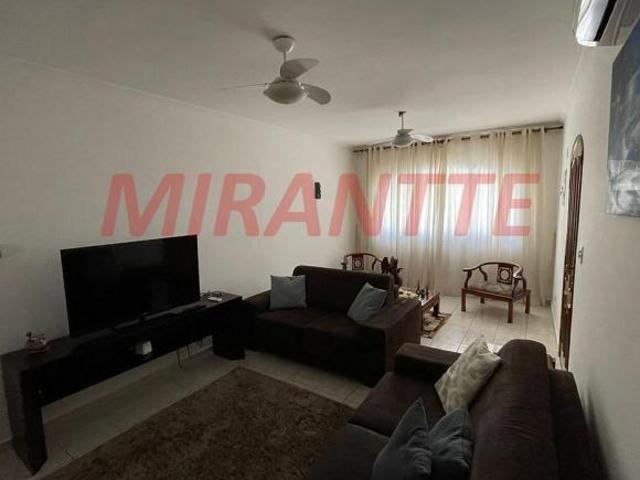 Sobrado de 260m² com 3 quartos