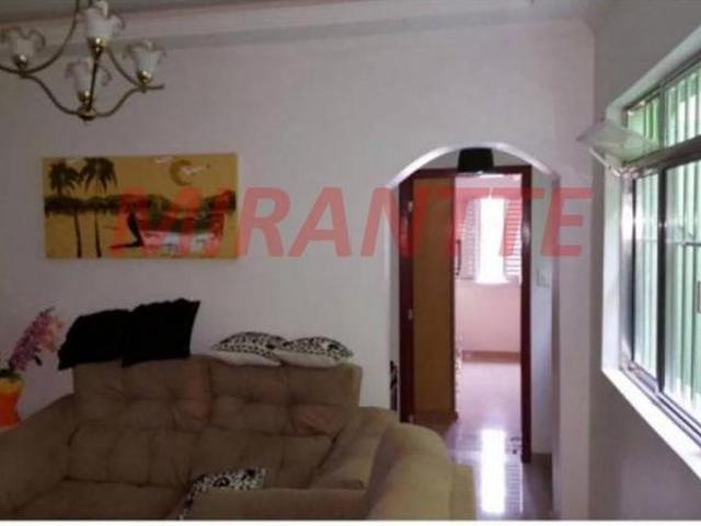 Sobrado de 260m² com 4 quartos