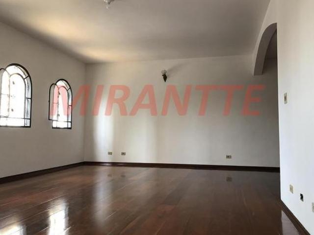 Sobrado de 260m² com 5 quartos
