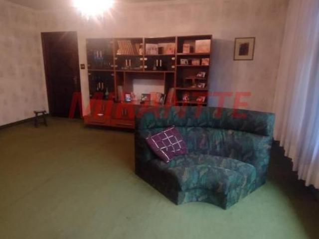 Sobrado de 261m² com 3 quartos
