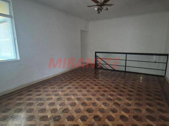 Sobrado de 261m² com 5 quartos