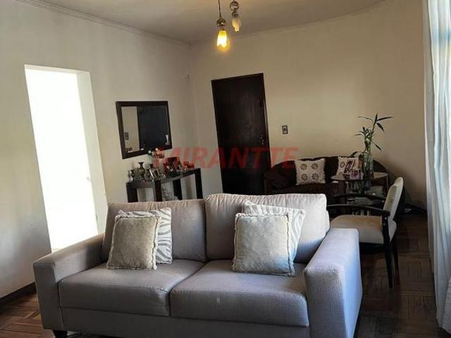 Sobrado de 264m² com 3 quartos