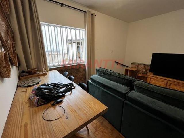 Sobrado de 266m² com 4 quartos