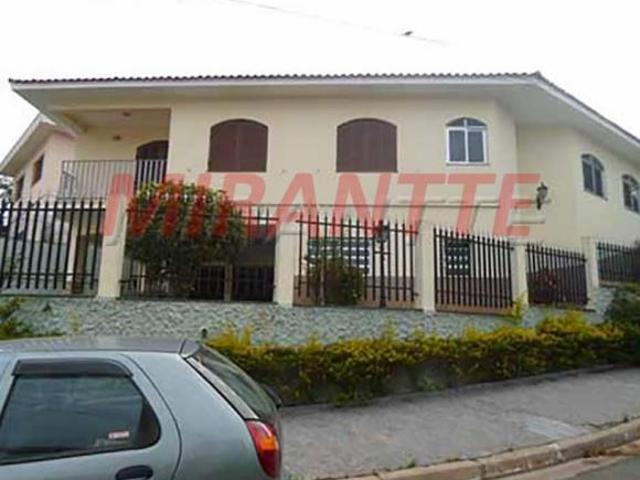 Sobrado de 270m² com 3 quartos