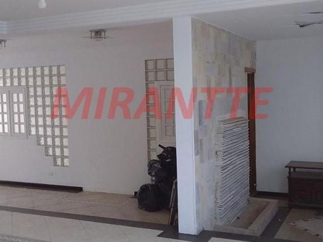 Sobrado de 270m² com 5 quartos