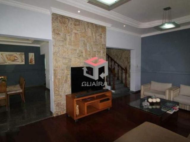 Sobrado de 270m²/ Bairro Santa Maria em SCS SP