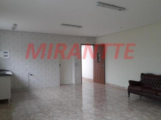 Sobrado de 275m² com 3 quartos