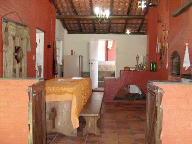 Sobrado de 283m² com 3 quartos