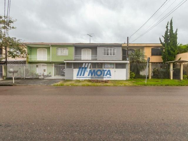 Sobrado de 280 m² na Engenheiro Farid Surugi Tarumã Curitiba PR, aluguel por R$ 3.600/mês