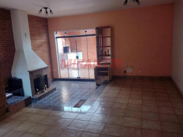 Sobrado de 280m² com 3 quartos