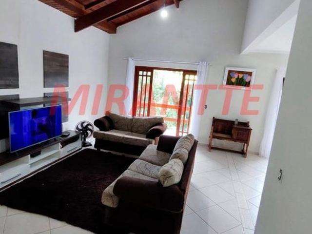 Sobrado de 280m² com 3 quartos
