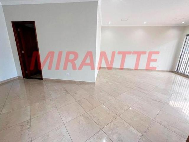 Sobrado de 280m² com 3 quartos