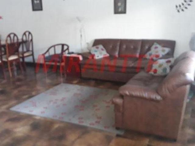Sobrado de 280m² com 3 quartos