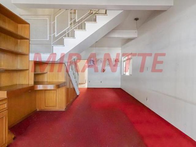Sobrado de 282m² com 4 quartos