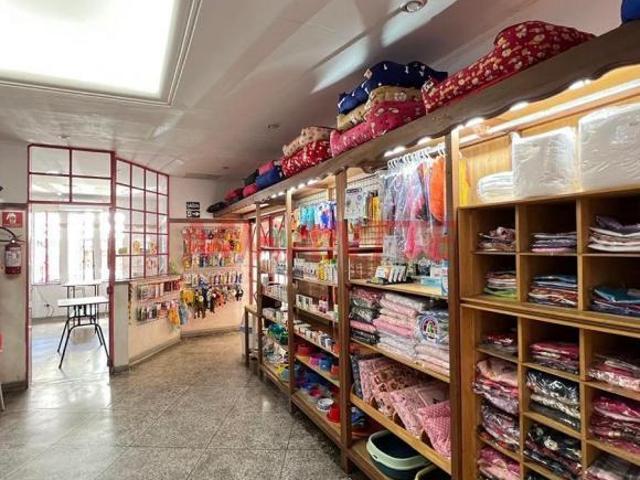 Sobrado de 282m² com 6 quartos