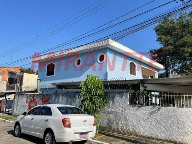 Sobrado de 286m² com 3 quartos