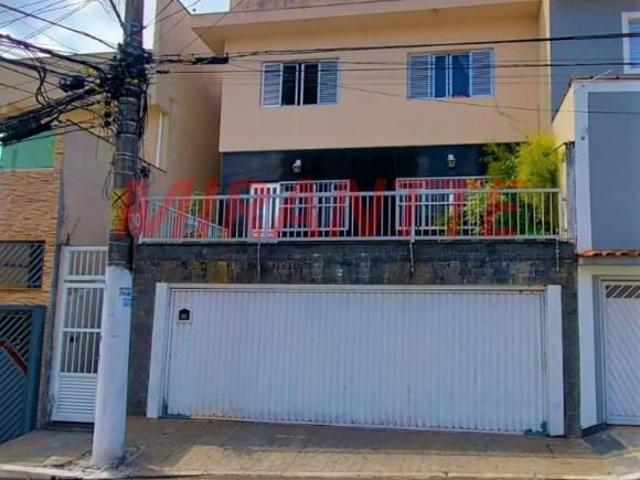 Sobrado de 289m² com 4 quartos