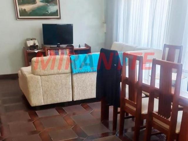 Sobrado de 293m² com 2 quartos