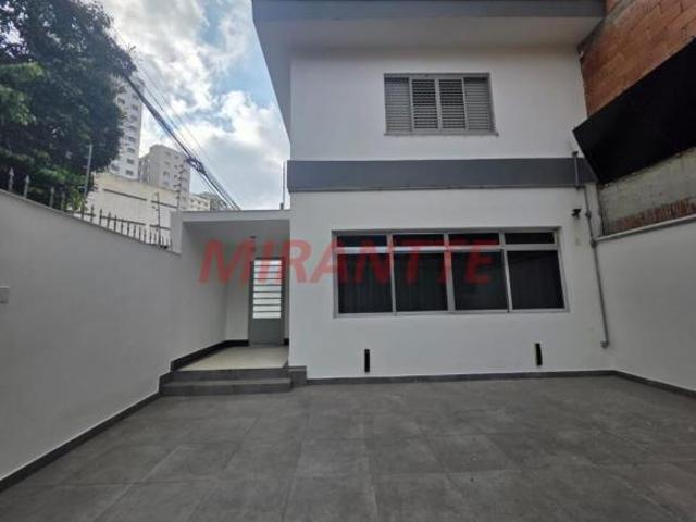 Sobrado de 293m² com 3 quartos