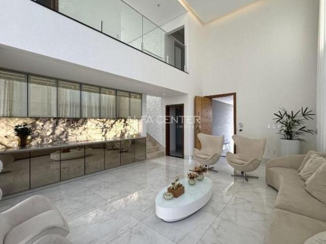 Sobrado de 290 m² com 04 quartos à venda por R$ 3.500.000 Jardins Madri Goiânia/GO