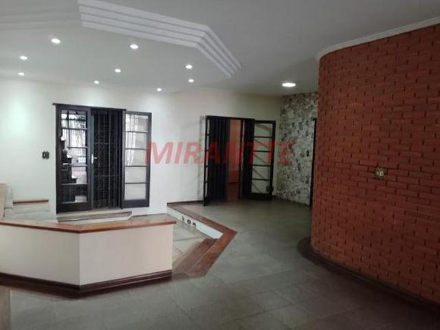 Sobrado de 290m² com 3 quartos