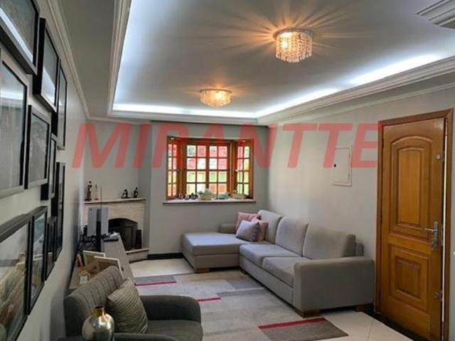 Sobrado de 201m² com 3 quartos