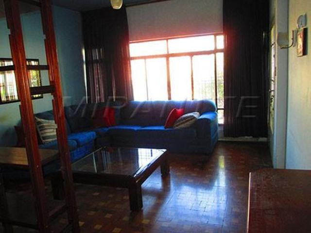 Sobrado de 202m² com 3 quartos