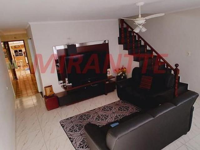 Sobrado de 204m² com 2 quartos