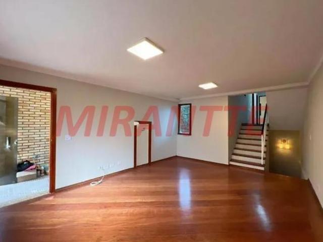 Sobrado de 205m² com 3 quartos
