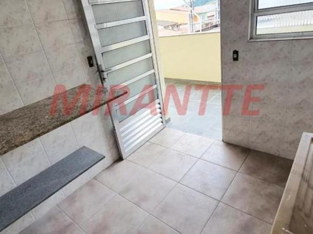 Sobrado de 208m² com 3 quartos