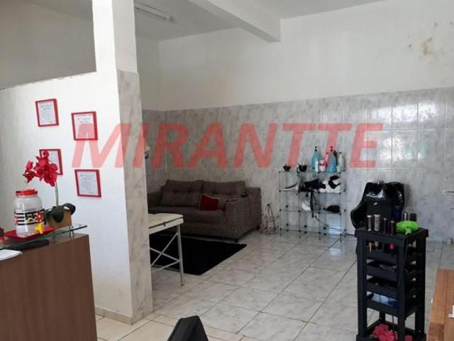 Sobrado de 208m² com 4 quartos