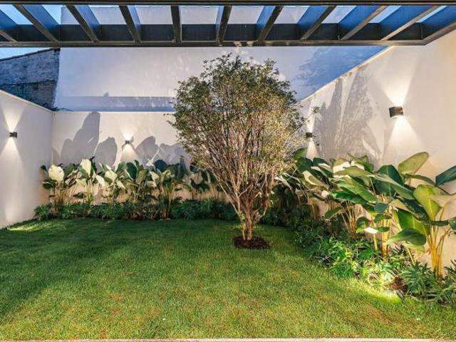 Sobrado de 210 m² com 03 suítes amplas á venda no Jardim Atlântico, próximo ao Parque Cascavel Goi