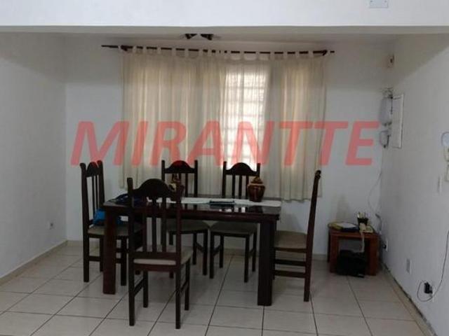 Sobrado de 210m² com 3 quartos