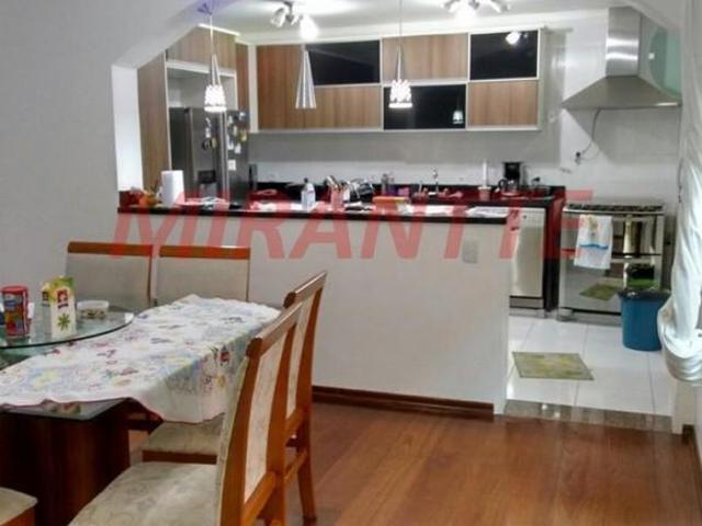 Sobrado de 210m² com 3 quartos