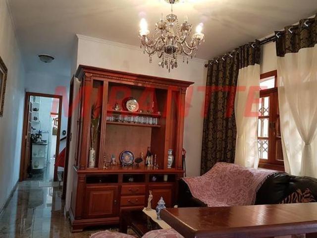 Sobrado de 210m² com 3 quartos