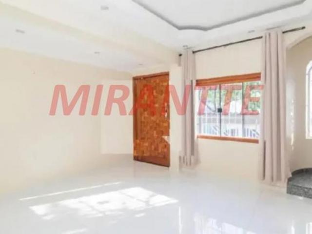 Sobrado de 210m² com 3 quartos