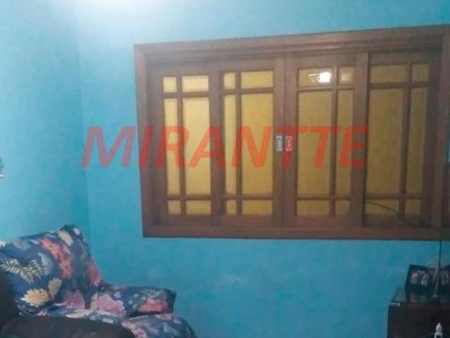 Sobrado de 210m² com 8 quartos