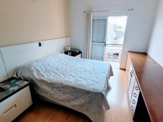 Sobrado de 215m² com 3 dormitórios próximo ao Largo da Vila Zelina São Paulo SP