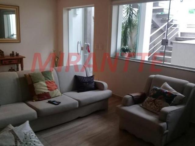 Sobrado de 218m² com 3 quartos