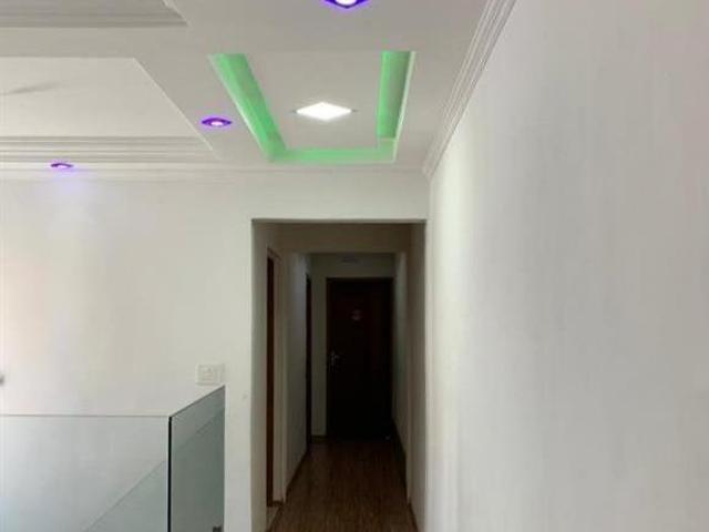 Sobrado de 219 m², 3 quartos em Jardim Primavera, Mauá