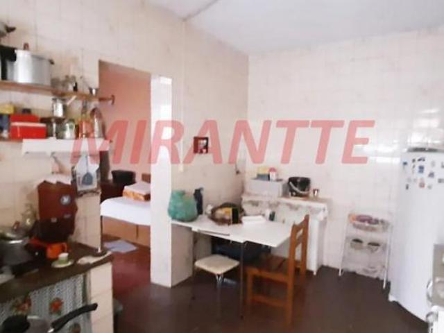 Sobrado de 219m² com 3 quartos
