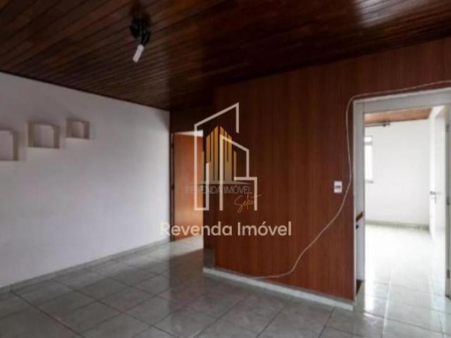 SOBRADO DE 219M² COM 4 DORMITÓRIOS SENDO 2 SUÍTES, 2 BANHEIROS E 1 VAGA Á VENDA NO IPIRANGA