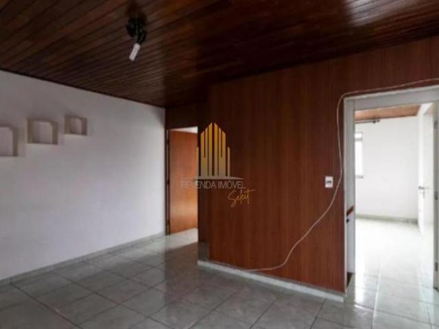 SOBRADO DE 219M² COM 4 DORMITÓRIOS SENDO 2 SUÍTES, 2 BANHEIROS E 1 VAGA Á VENDA NO IPIRANGA