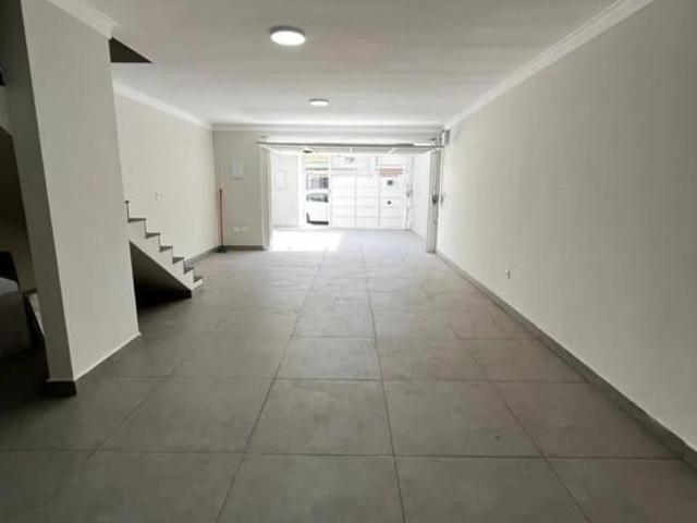 Sobrado de 220 m², 3 quartos em Vila Carrão, São Paulo