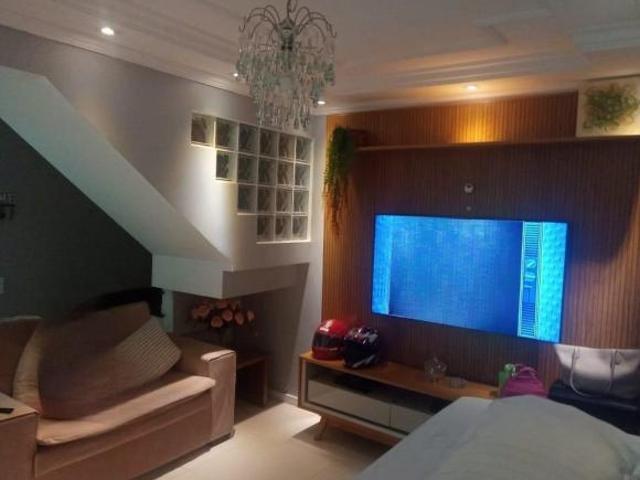 Sobrado de 220 m², 3 quartos em Conjunto City Jaraguá, São Paulo
