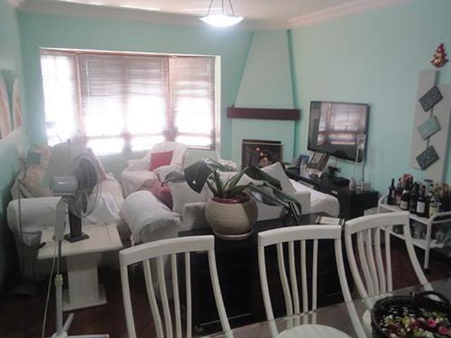 Sobrado de 220m² com 3 quartos