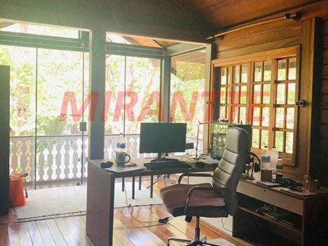 Sobrado de 220m² com 3 quartos