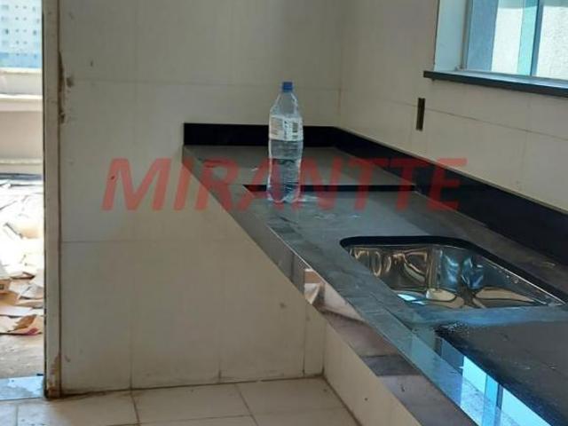 Sobrado de 220m² com 3 quartos