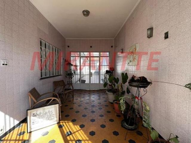 Sobrado de 220m² com 4 quartos